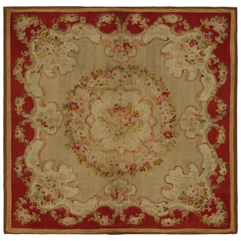 Antique Aubusson Flatweave Rug In Beige With Floral Medallions From