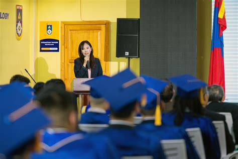 ШУТИС ийн Геотехникийн инженерийн хөтөлбөрийн анхны төгсөгчдөд бакалаврын диплом гардууллаа