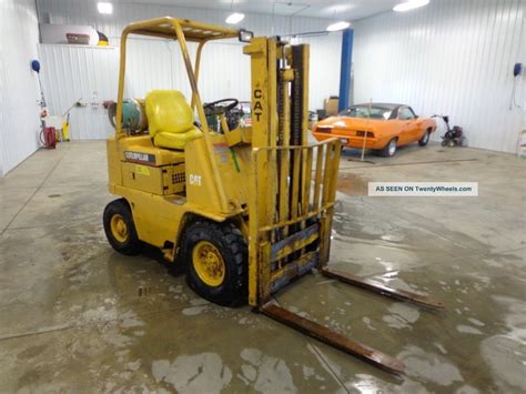 1979 caterpillar v30b 3000 lb lpg forklift