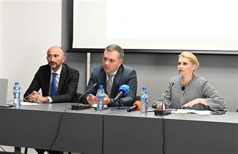 Започва изплащането на добавка за компенсиране на разходи за отопление за над 320 000 семейства