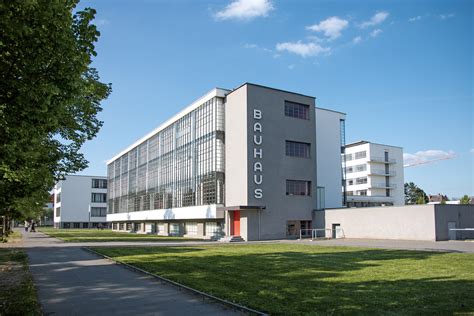 혁신적인 디자인 학교 바우하우스 그래피스타