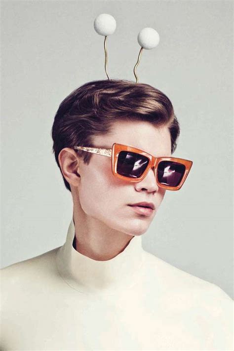 유니크한 선글라스 설리 화보 선글라스 여름 선글라스 추천 안나카린칼슨 수퍼선글라스 네이버 블로그