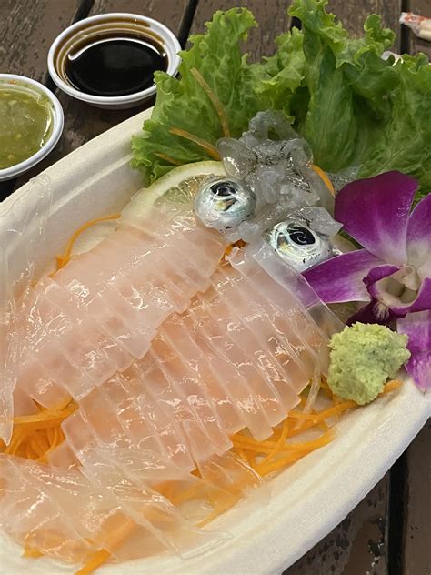 ร้านอาหารริมทะเล บรรยากาศดี เพลงเพราะ อาหารอร่อย🌊 แกลเลอรีที่โพสต์โดย Angkaki Lemon8