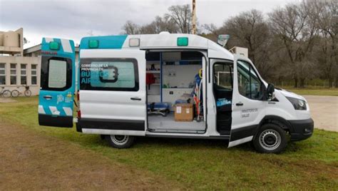 Provincia Entrega Una Ambulancia Al Hospital “dr Rubén Miravalle” De