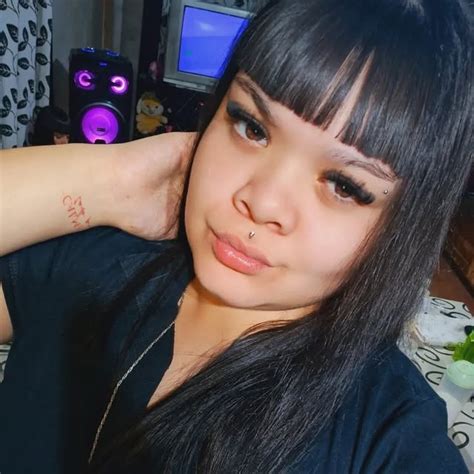 𝓂𝒶ℊ𝒶𝓁𝒾 magaly Threads Say more