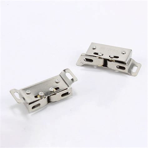 Double Ball Roller Catch เปลี่ยนตู้เสื้อผ้าสแตนเลส8ชิ้น Cabinet Tool Nest Thaipick