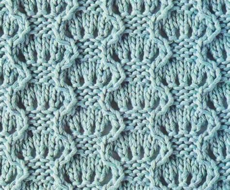Lace Eyelets And Waves Knitting Bee