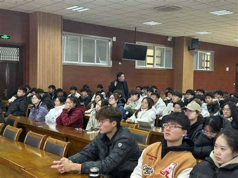 扬州大学本科教学节扬州大学体育教学名师工作室基础教育专家讲座 体育学院体育工作部