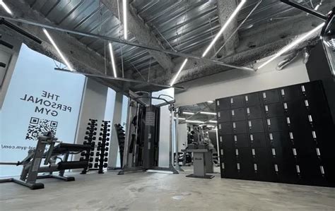 The Pasonal Gym 新宿御苑店 ふじ良産業株式会社