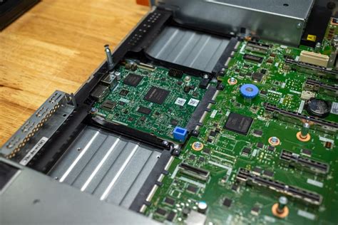 联想 Thinksystem Sr630 V4 评测