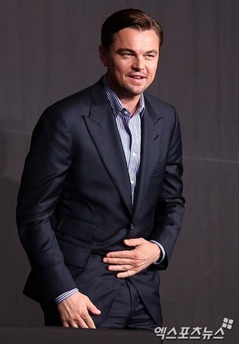 디카프리오 19세 모델과 열애설에 동료들도…소름 끼치는 패턴 [엑s 해외이슈] 나무뉴스