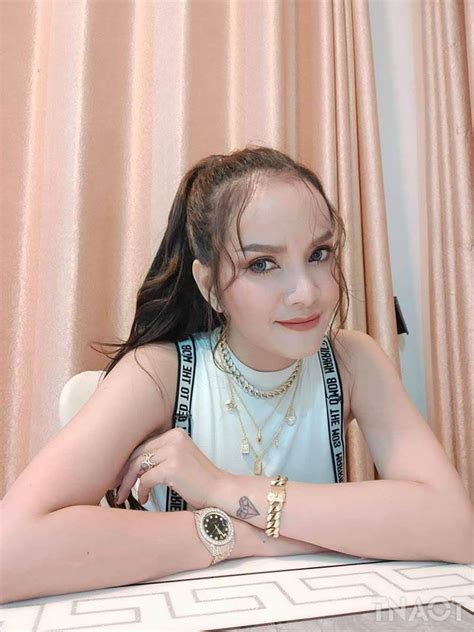 មហាជនតែងតែឆ្ងល់ថាស្នេហារបស់ ពេជ្រ សោភា និង ឆឹម សក្កដា ជាស្នេហាក្លែងក្លាយ ពេលបានច្បាស់ភ្នែកហើយ