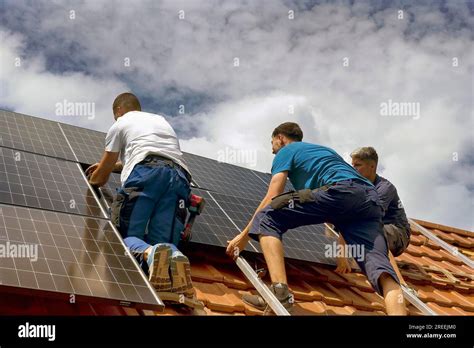 Assembly Of Photovoltaic Photovoltaic Module Pv System Solar Module