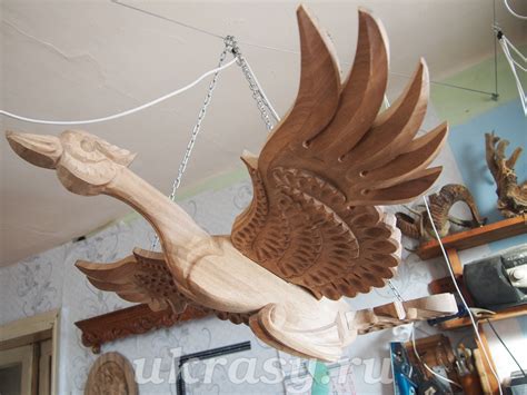 Деревянная резная люстра Птица Счастья