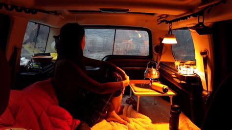 겨울 차박 아늑한 공간 속 나만의 영화관ㅣ270도 어닝에 텐트 연결하기ㅣ연어 회 혼술ㅣ그림같은 호수뷰 나만 알고 싶은 캠핑장ㅣ별일 다 있던 날의 솔로캠핑ㅣ무시동 히터