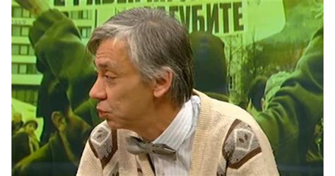 Архитектът арестуван за диверсия На протестите ми счупиха пръст