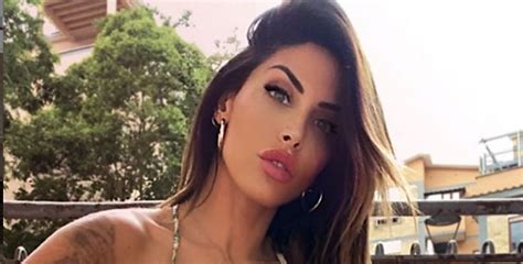 Guendalina Tavassi Instagram In Bikini Conquista San Felice Circeo