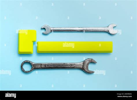 Editing Retyping Report Spelling Errors Typing Online Shop Inventory