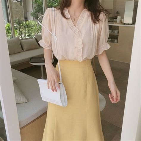 30 ไอเดียชุดทำงานแบบกระโปรง เรียบร้อยสายหวาน ใส่สัมภาษณ์งานได้ Ladyissue เว็บรีวิว