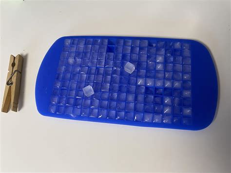 My Mom Bought This ‘tiny Ice Cube Tray Rmildlyinteresting