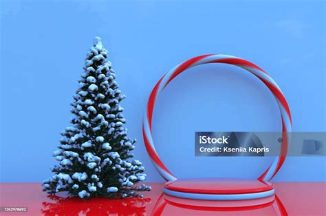 둥근 연단 사탕 아치와 눈이 크리스마스 트리를 덮고 3d 겨울 장면 잡지 포스터 배너에 대한 받침대 0명에 대한 스톡 사진 및 기타 이미지 Istock