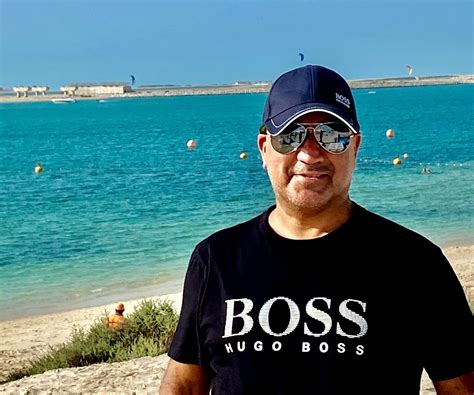 سعدونجابر منعونا من الغناء لكي يظهر كاظم الساهر🎤🎶 By ‎رياض منصور‎