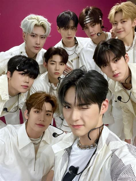 230729 Zerobaseone Twitter Update Rzerobaseone