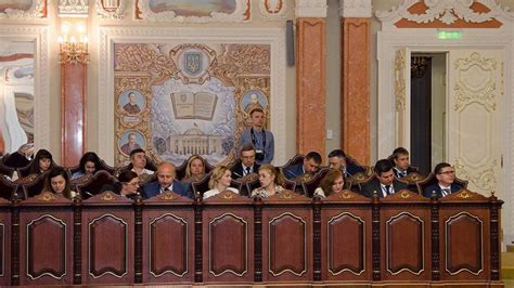 Публічна служба й адміністративне судочинство здобутки і виклики Lexinform Правові та