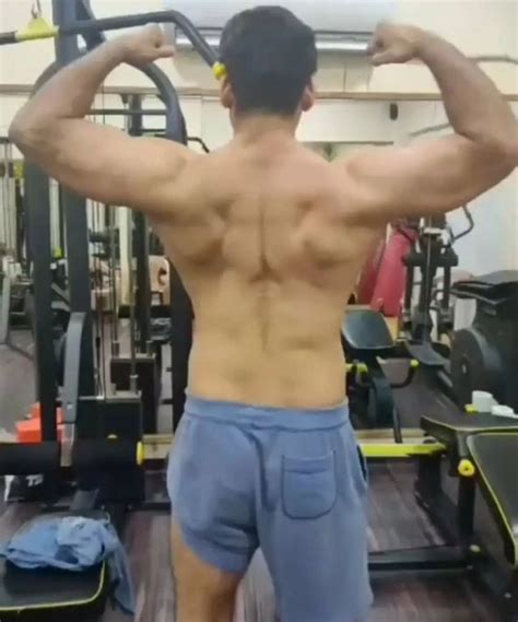 Siddharth Shukla Body