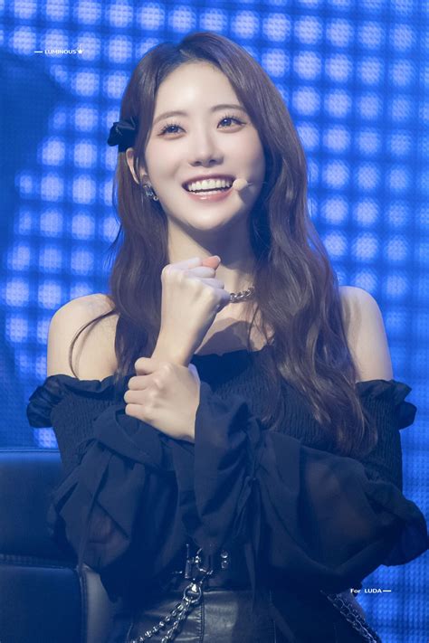 주먹과 도끼 이모티콘이면 대화가 되는 여자 연예인잡담 에펨코리아