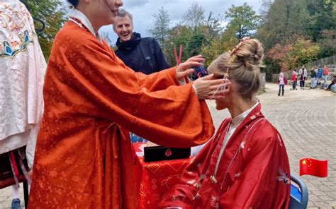 外国人惊呆了 娜娜小憨憨 娜娜小憨憨 哔哩哔哩视频