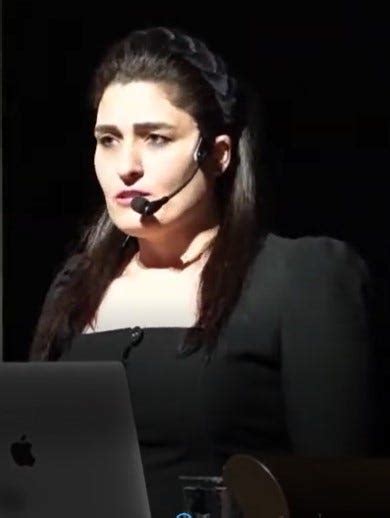 Meryem Arslan Medium