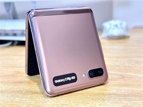 Galaxy Z Flip Mirror Black Gb Mobile Phones Gadgets Mobile Phones Android Phones