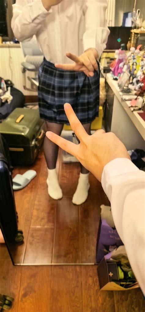 大码jk红内藏青丝白袜 男娘 丝袜套鸡 Jk 白袜