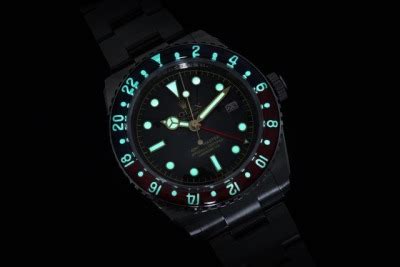 The Luminous Tempus Machina 711z Gmt Learn More Tumbex