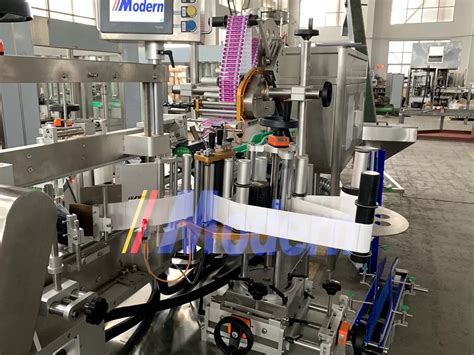 Automatic Bottle Self Adhesive Labelling Machine Manufacturers