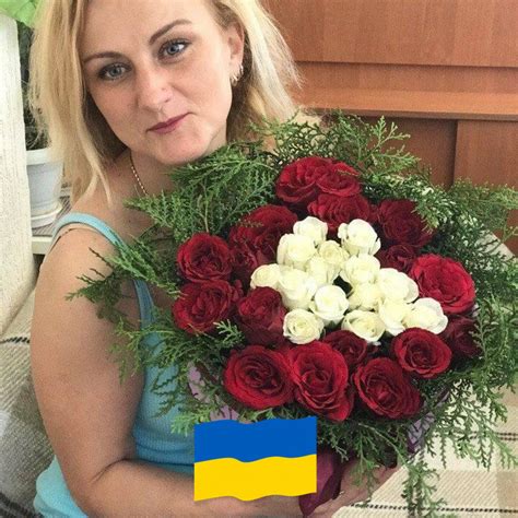 Я щаслива за неї моя Дуся забрала з пром зони Чернівці вагітньою стерилізувала і з Вашою