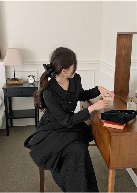 하객룩추천💐 Made 르무아 카라넥 소매배색 골드버튼 핀턱 플레어 롱원피스 44~99