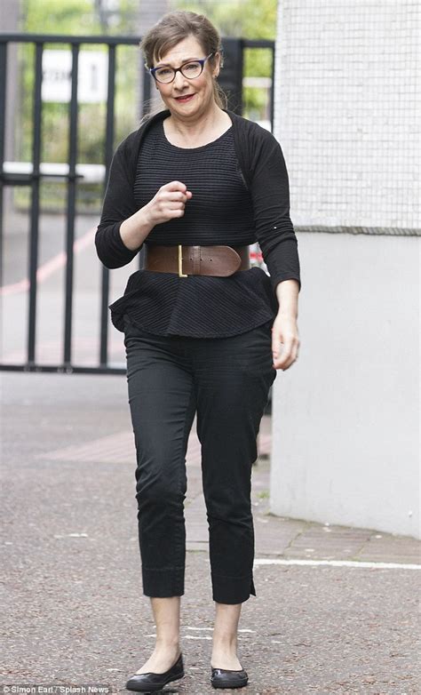 Hot Sexy Pauline Mclynn Bikini Pics