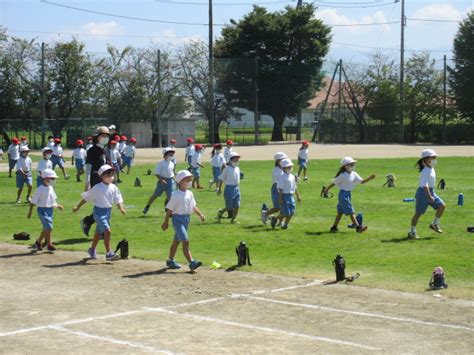 運動会練習のようす 低・中学年 竜王南小学校