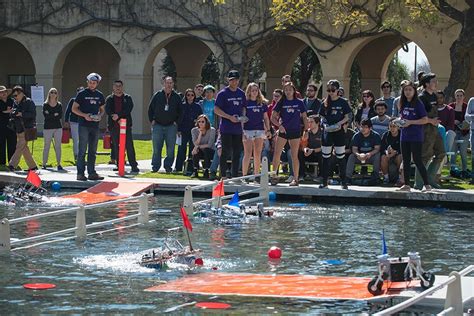 Most Important Caltech Traditions Ditch Day — Caltech Magazine
