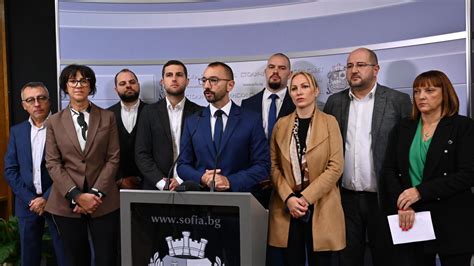 Отново Общинарите от ГЕРБ СДС поискаха оставката на зам кмета по транспорт Илиян Павлов