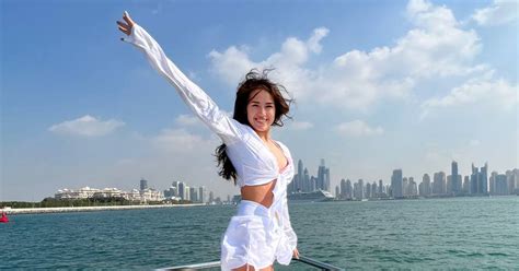 Алина загитова в купальнике в дубае 92 фото