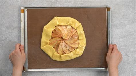 베이킹 도구 없이 쉽게 만드는 디저트파이 애플갈레트