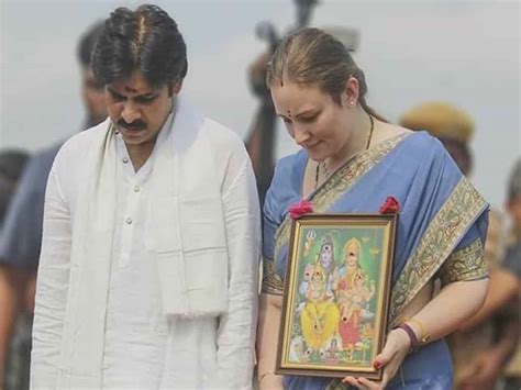 Pawan Kalyan Ends His Third Marriage Read Here