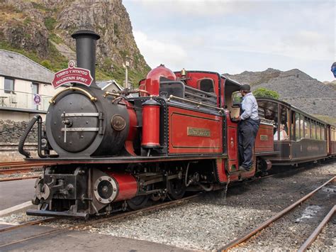 Ffestiniog Railway Visitwales