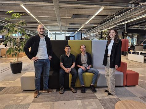 Newcolleagues Welcometotheteam Engineers Software Hardware… Topic Embedded Systems