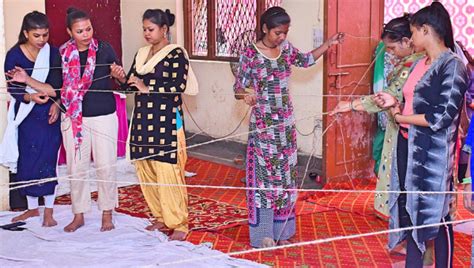 The Network Operator Approach Strengthens The Outreach Of Hiv Services For Female Sex Workers In