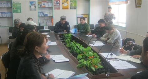 Худалдаа үйлчилгээ эрхлэгчидтэй уулзалт зохион байгуулав