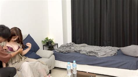 「百戦錬磨のナンパ師のヤリ部屋で、連れ込みsex隠し撮り 384 公務員＝真面目はもう古い！逆にアプリで公務員は狙い目！真面目だからこそエロい